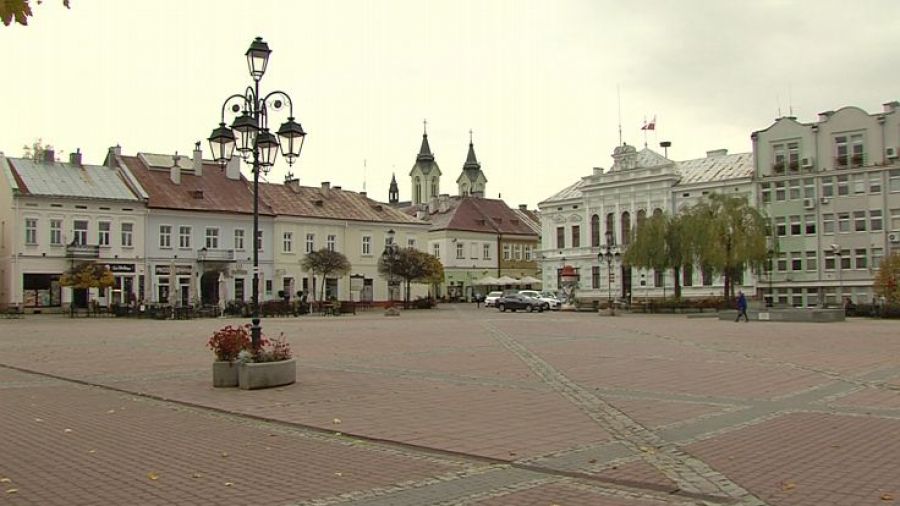 Sesja Rady Miasta Sanoka Samorząd przelewa wypłaty na konta