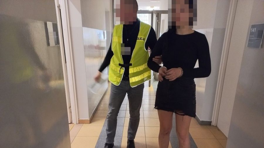 Pijana nastolatka wezwała policję. Nie było przyjemnie