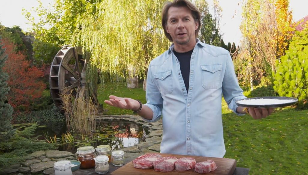 Okrasa łamie przepisy - Kuchnia polska. Kuchnia na kościach