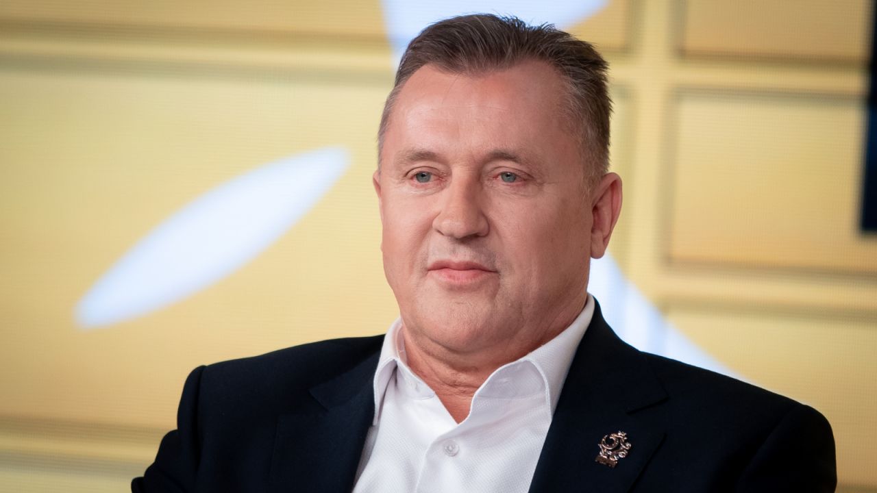 Maciej Iwański o Cezarym Kuleszy: wszystkimi się nami bawi | TVP SPORT