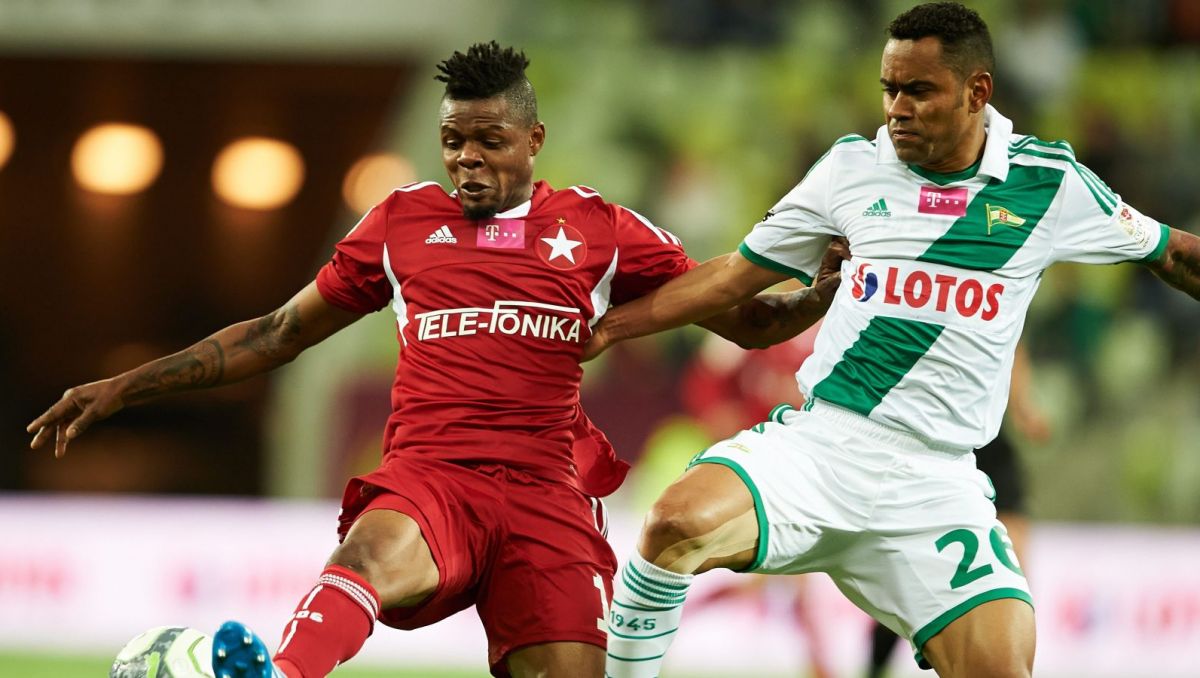 Emmanuel Sarki zagra w... okręgówce. Właśnie zmienił klub | TVP SPORT
