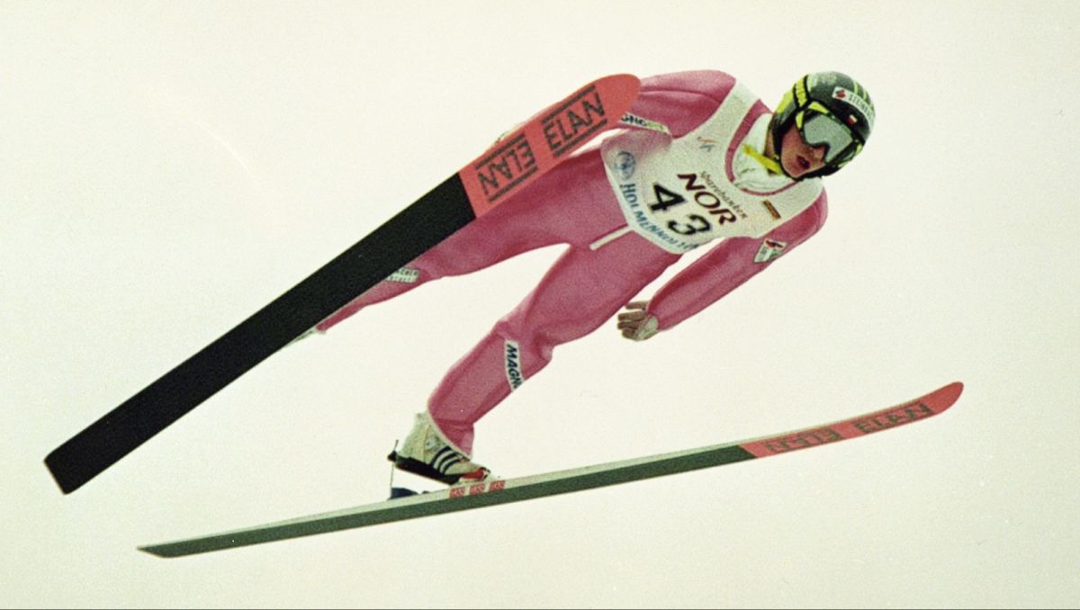 Adam Małysz zwyciężył po raz pierwszy blisko trzy dekady temu. Rocznica ...