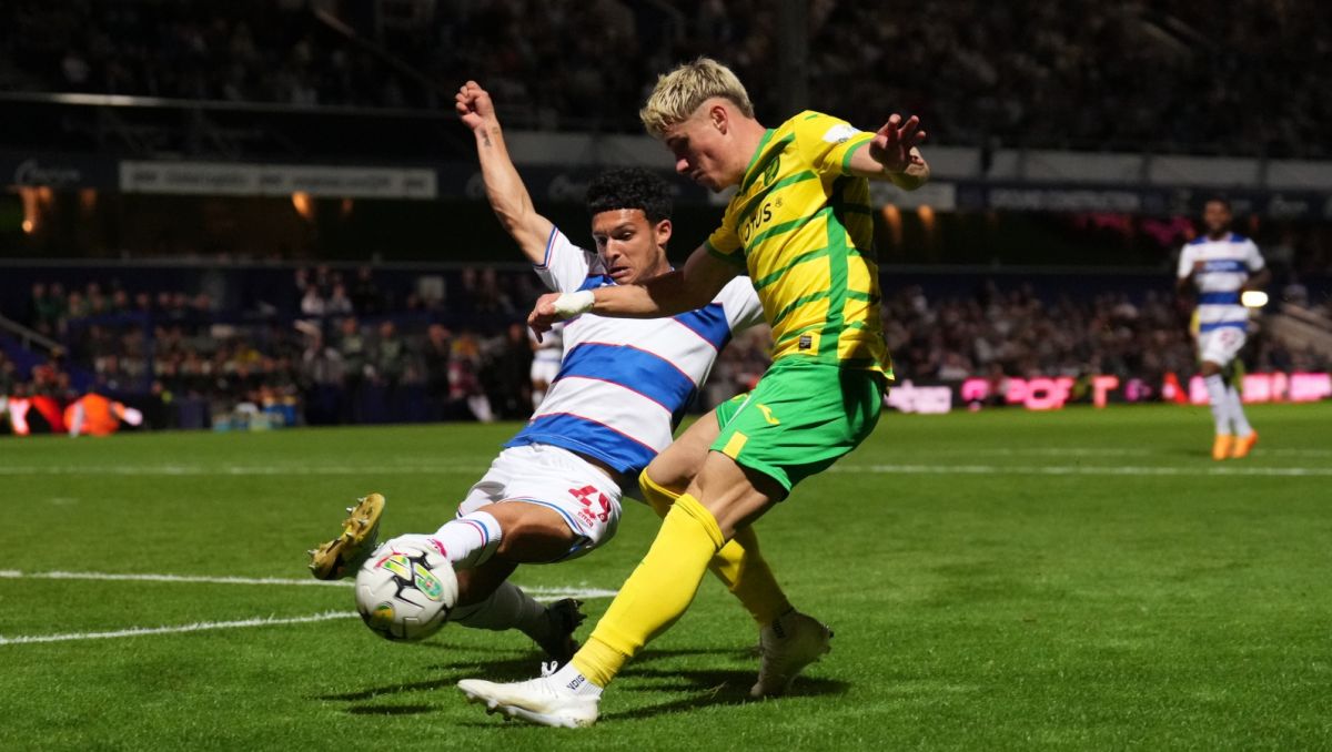 Puchar Ligi Angielskiej. Przemysław Płacheta strzelił gola dającego ...