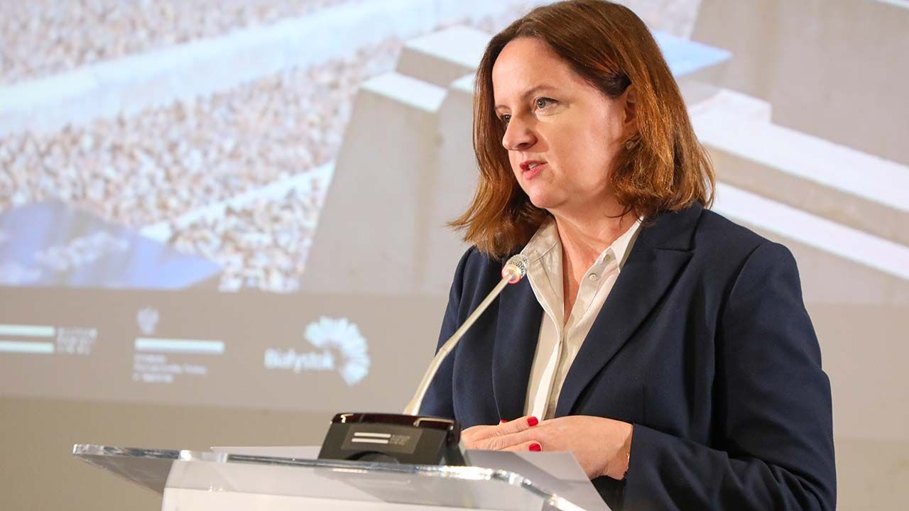 Anna Radwan-Röhrenschef odwołana ze stanowiska podsekretarza stanu w ...